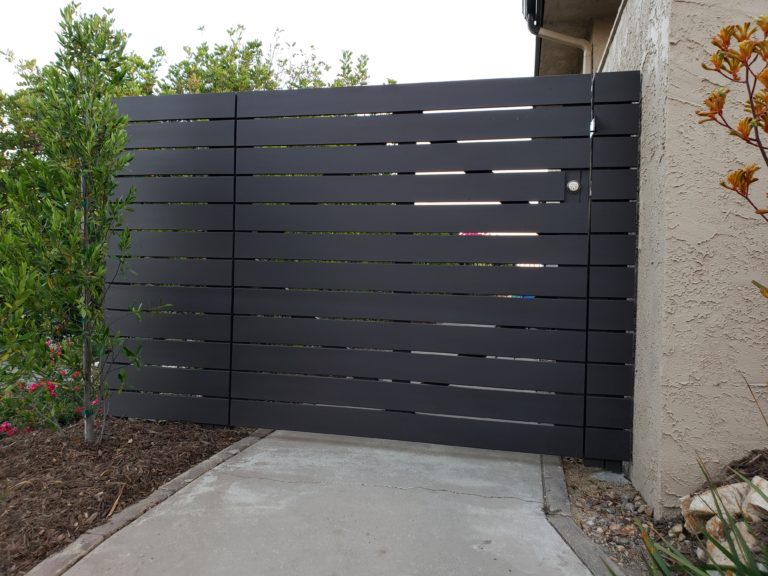 Modern Horizontal Wood Fences in the Los Angeles Area? We've Built ...