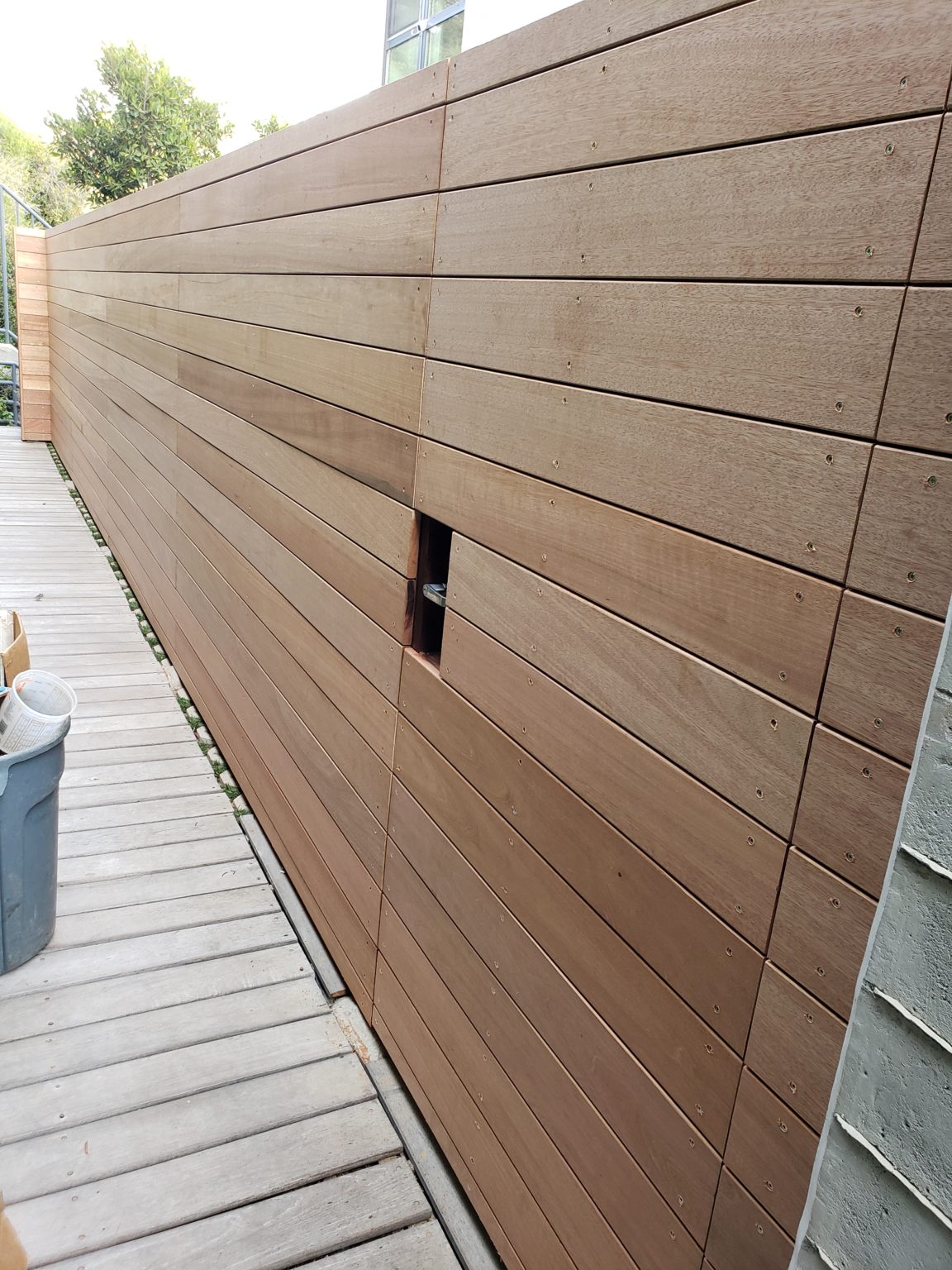 Ipe Horizontal Wood Fence? Why not Mahogany? - Blog.WoodFenceExpert.com